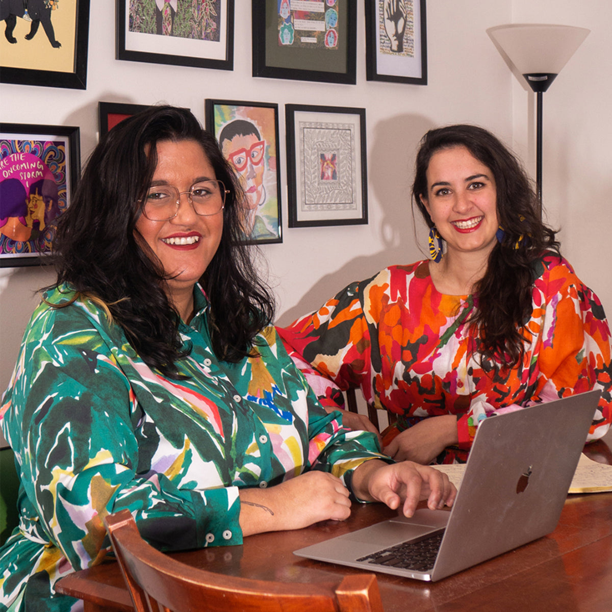 VH World: Maria & Kate From Being Biracial Podcast – Variety Hour Studio